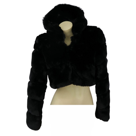 Jackets & Coats | Womens Black Cropped Faux Fur Jacket | Poshmark